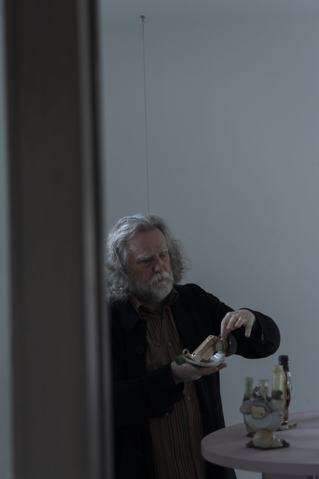 Robert Cooper solo Exhibition ‘Holding to the light - kasper.jp